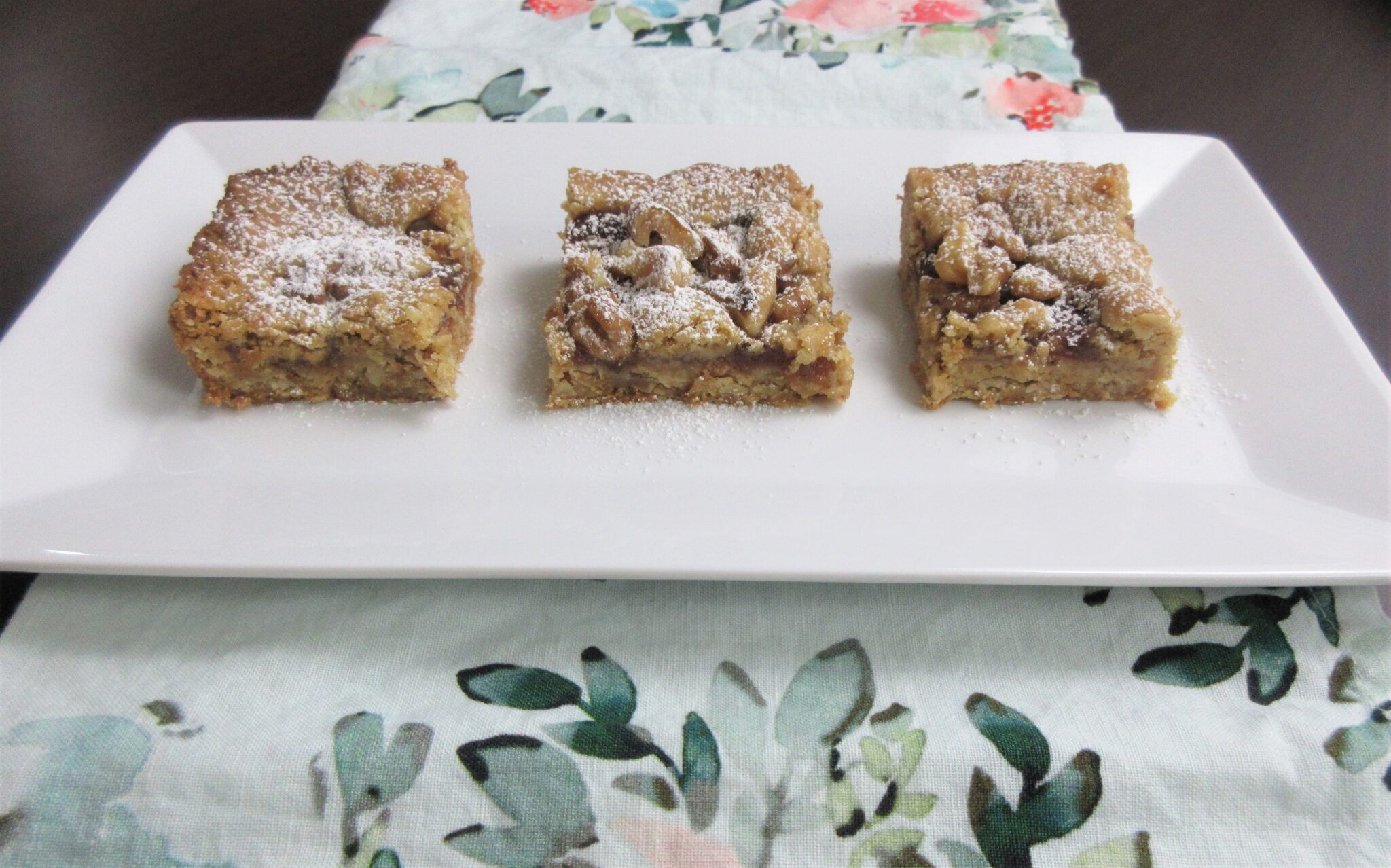 Maple Walnut Apple Butter Bars - Mrs. Huckwitt